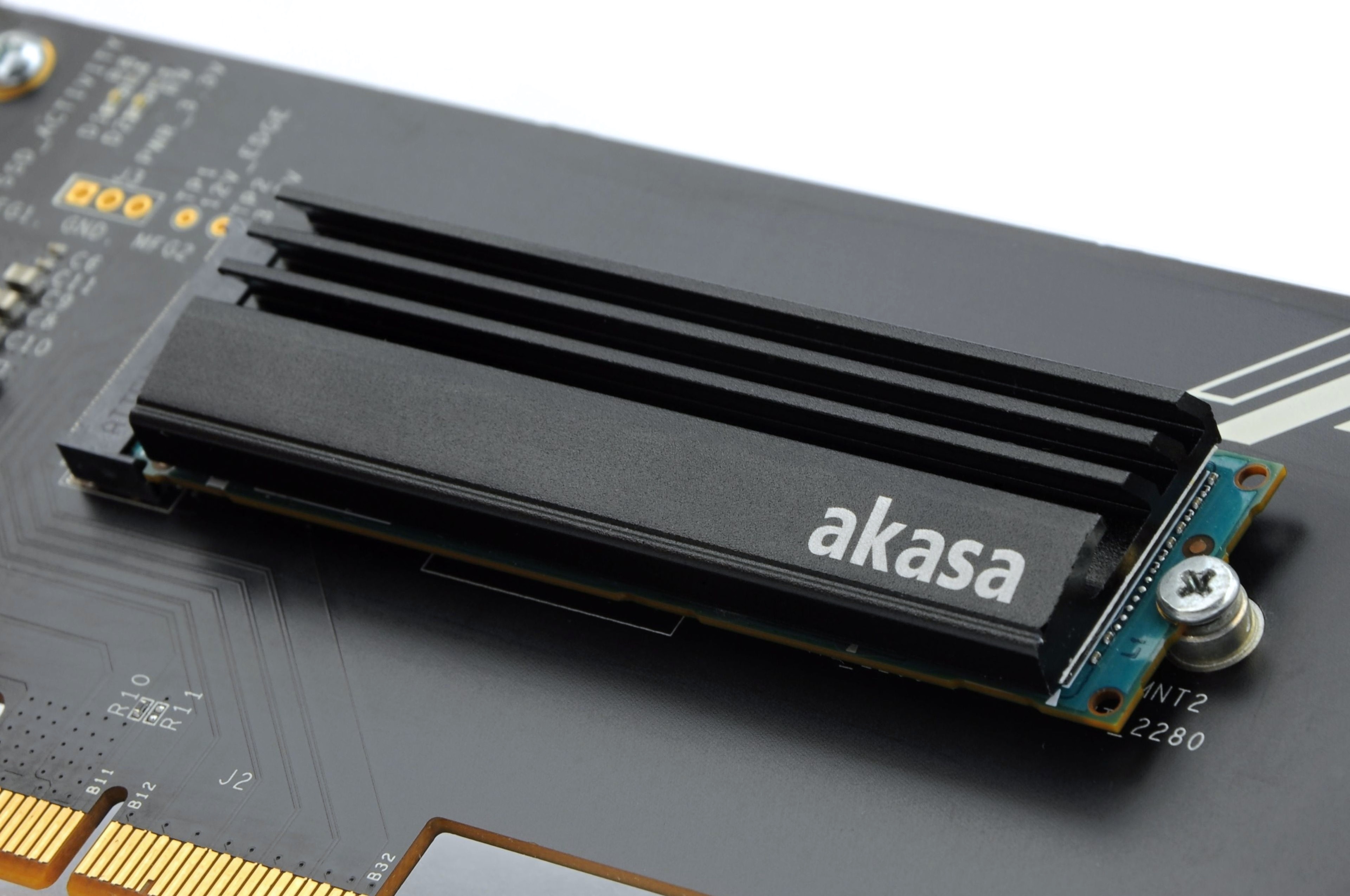 Akasa SSD Heatsink Really Cheap And Efficient Solution Page 5 Of 6 Akasa SSD Heatsink Really Cheap And Efficient Solution Page 5 Of 6